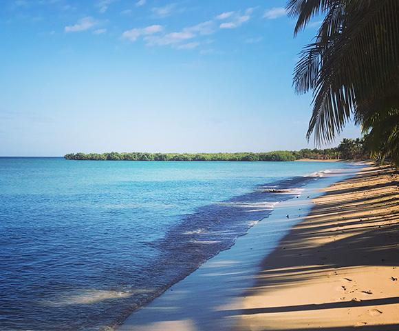 First Landing Beach Resort and Villas Fiji | Flight Centre