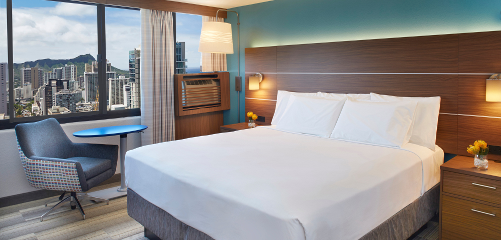 Holiday Inn Express Waikiki | Flight Centre