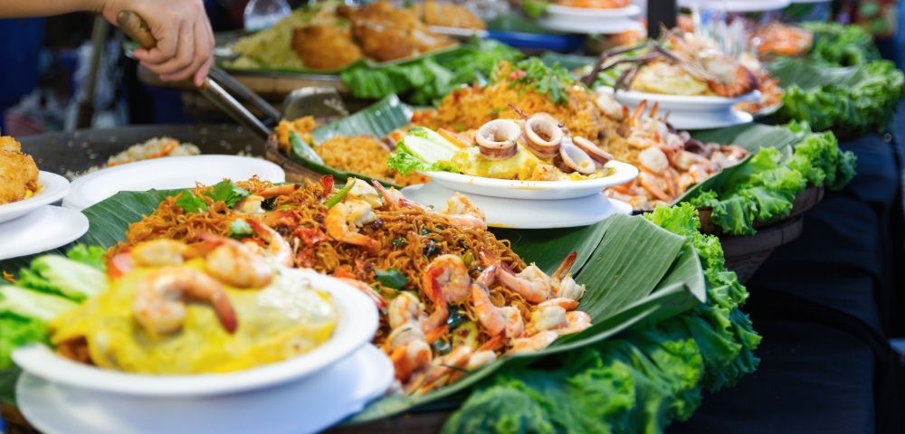 Exploring Thailand’s Street Food: Top Dishes and Where to Find Them ...